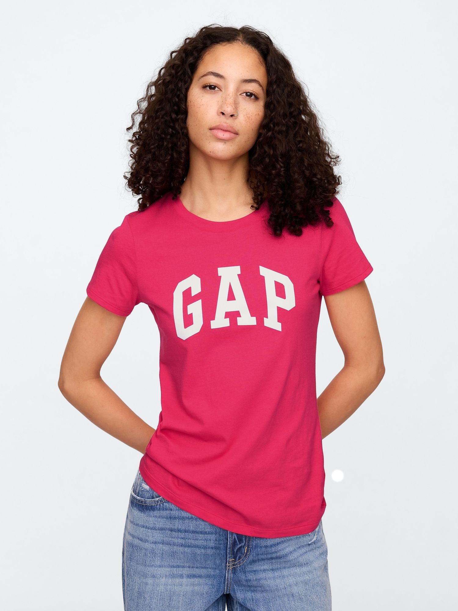 Tricou cu logo | GAP.ro