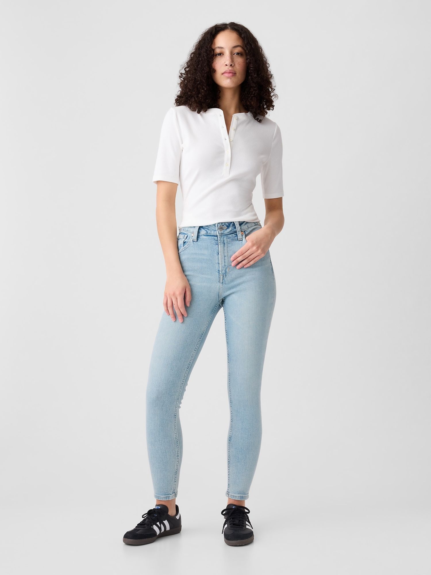 Nadrágok High Rise Universal Legging | GAP.hu