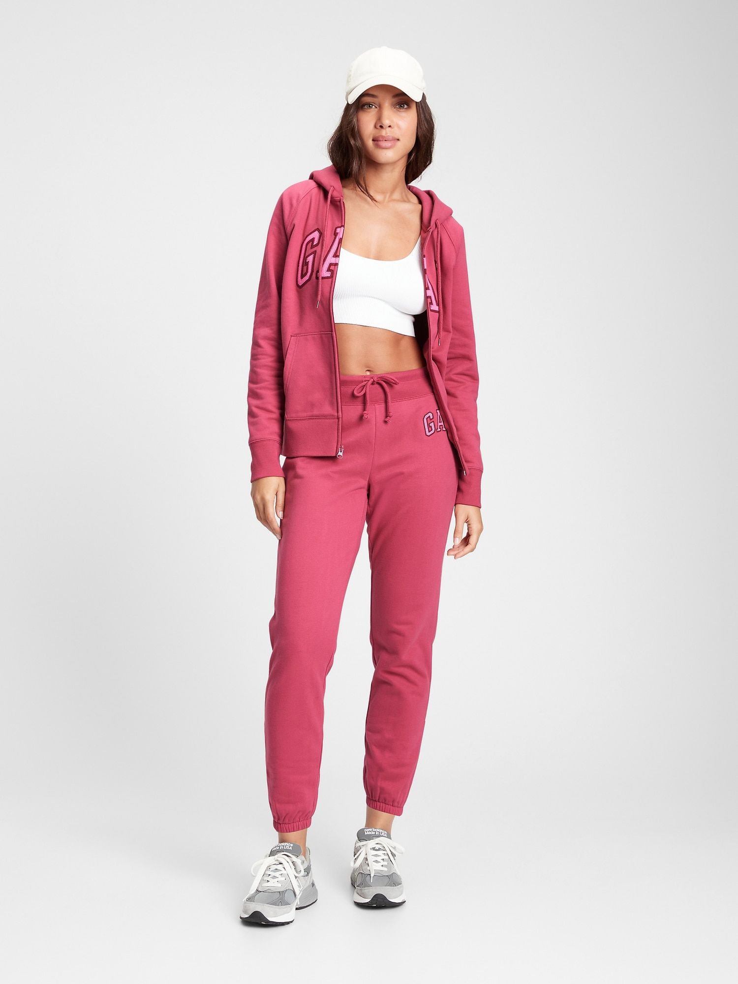 Sweatpants classic GAP Logo | GAP.at