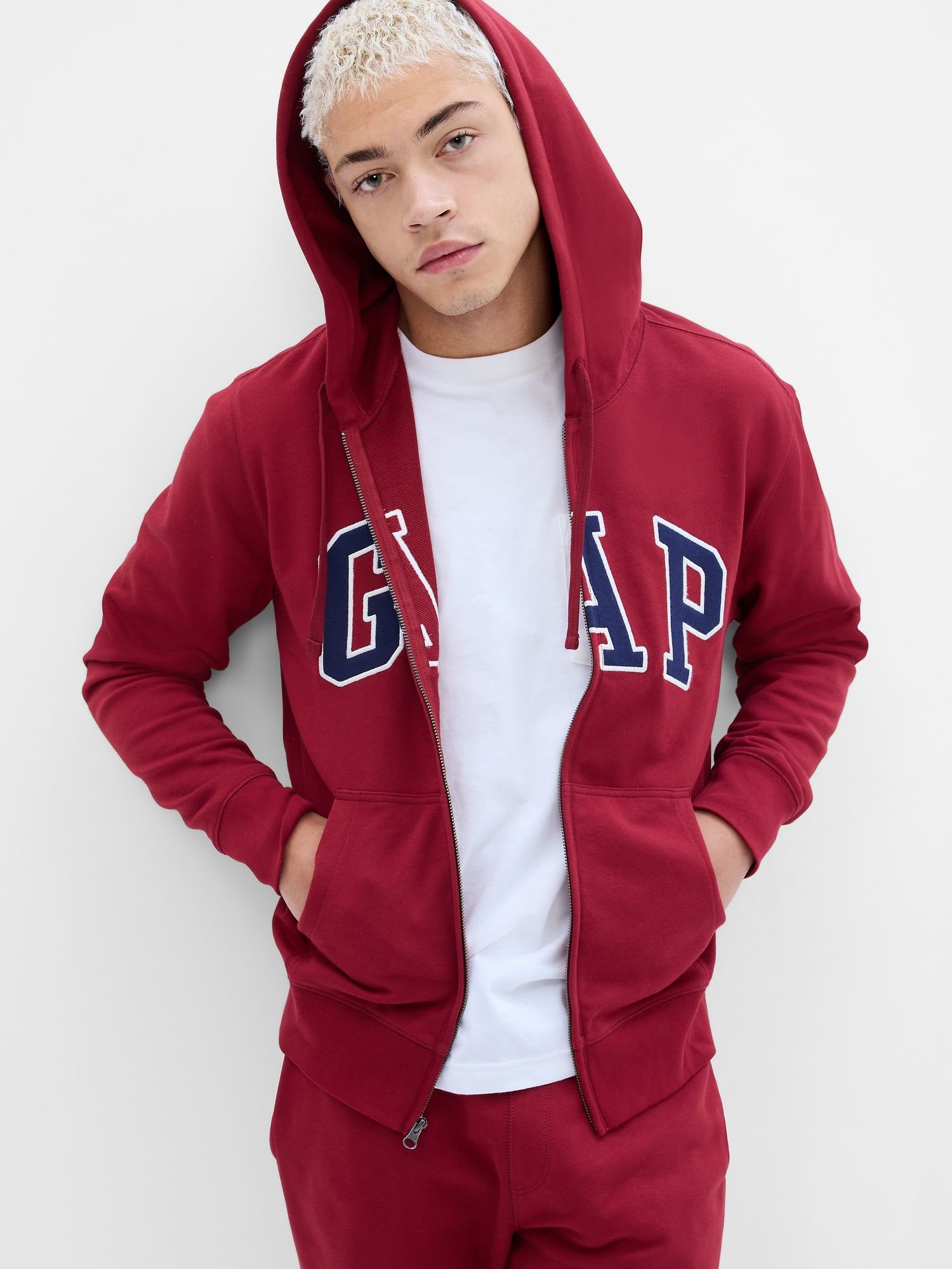 Sweatjacke mit GAP Logo und Kapuze | GAP.at