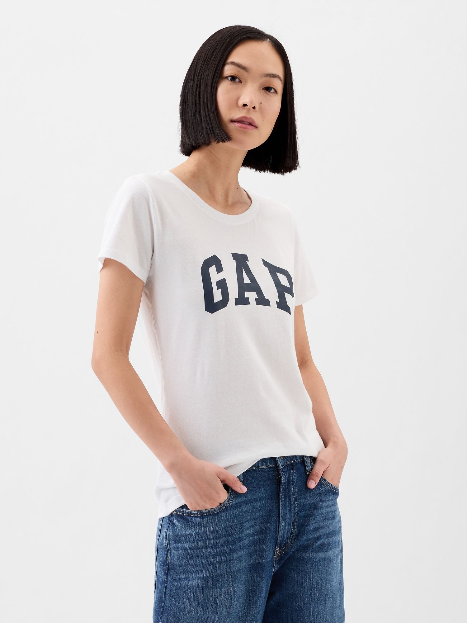 Tricou cu logo | GAP.ro