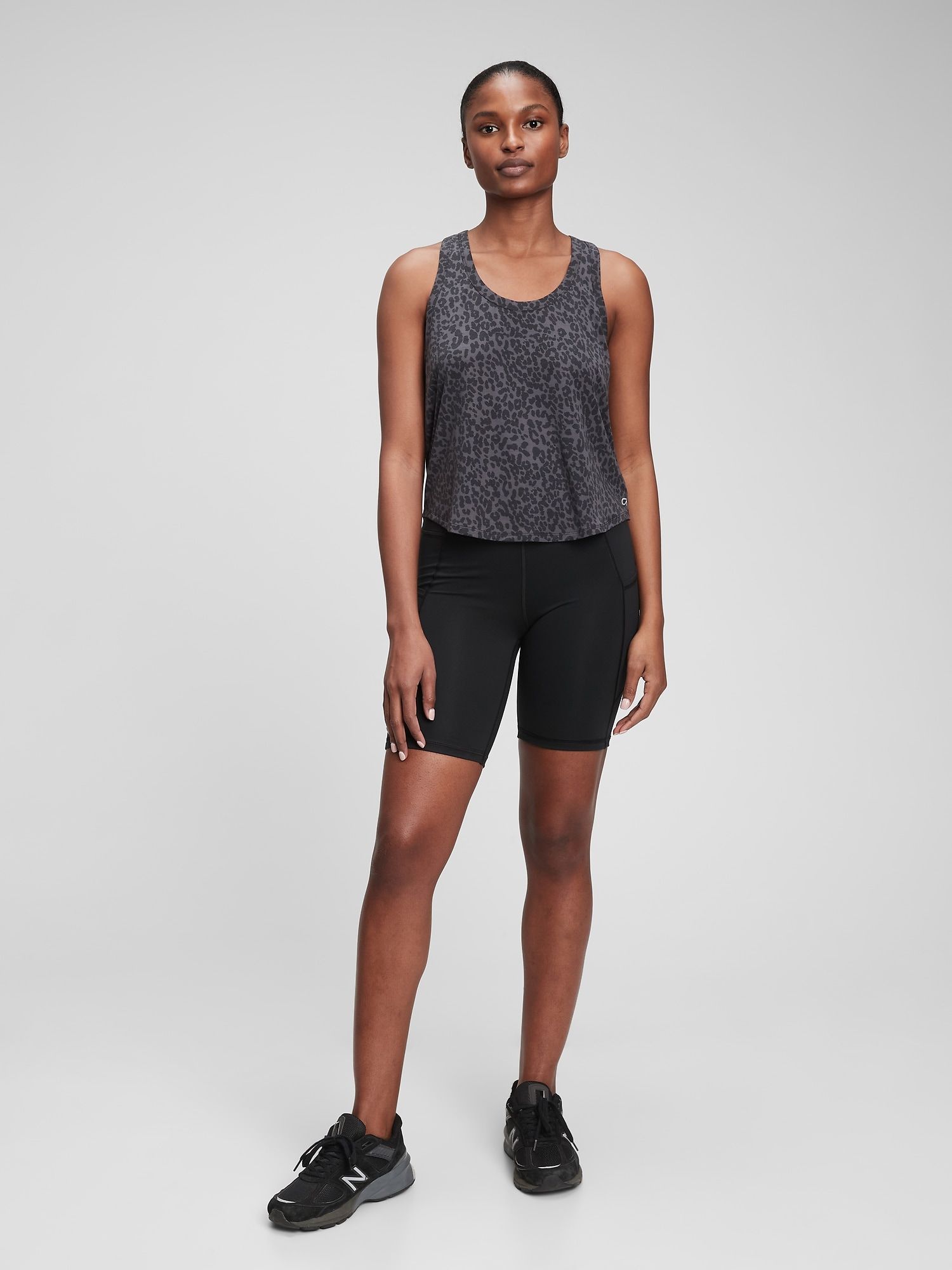 Sportowa koszulka GapFit Breathe Racerback | GAP.pl